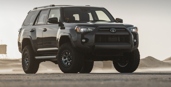 17x8.5 KMC Riot SBL KM550 Machined w/Satin Black Lip – Darkside Motoring